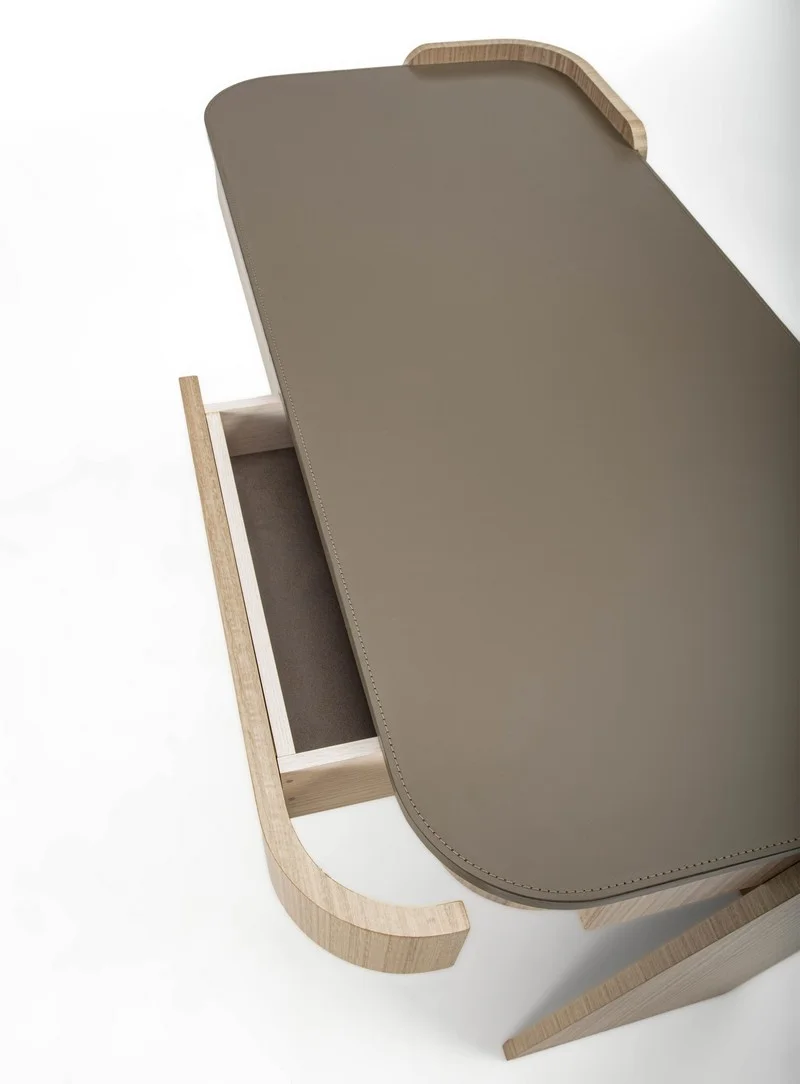 Scrivania Shape – Carpanelli